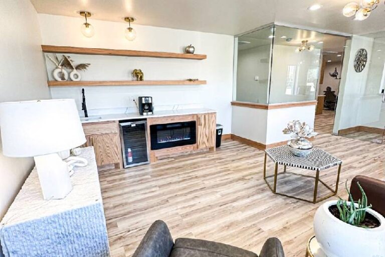 Home - Smile Lounge of Edmond